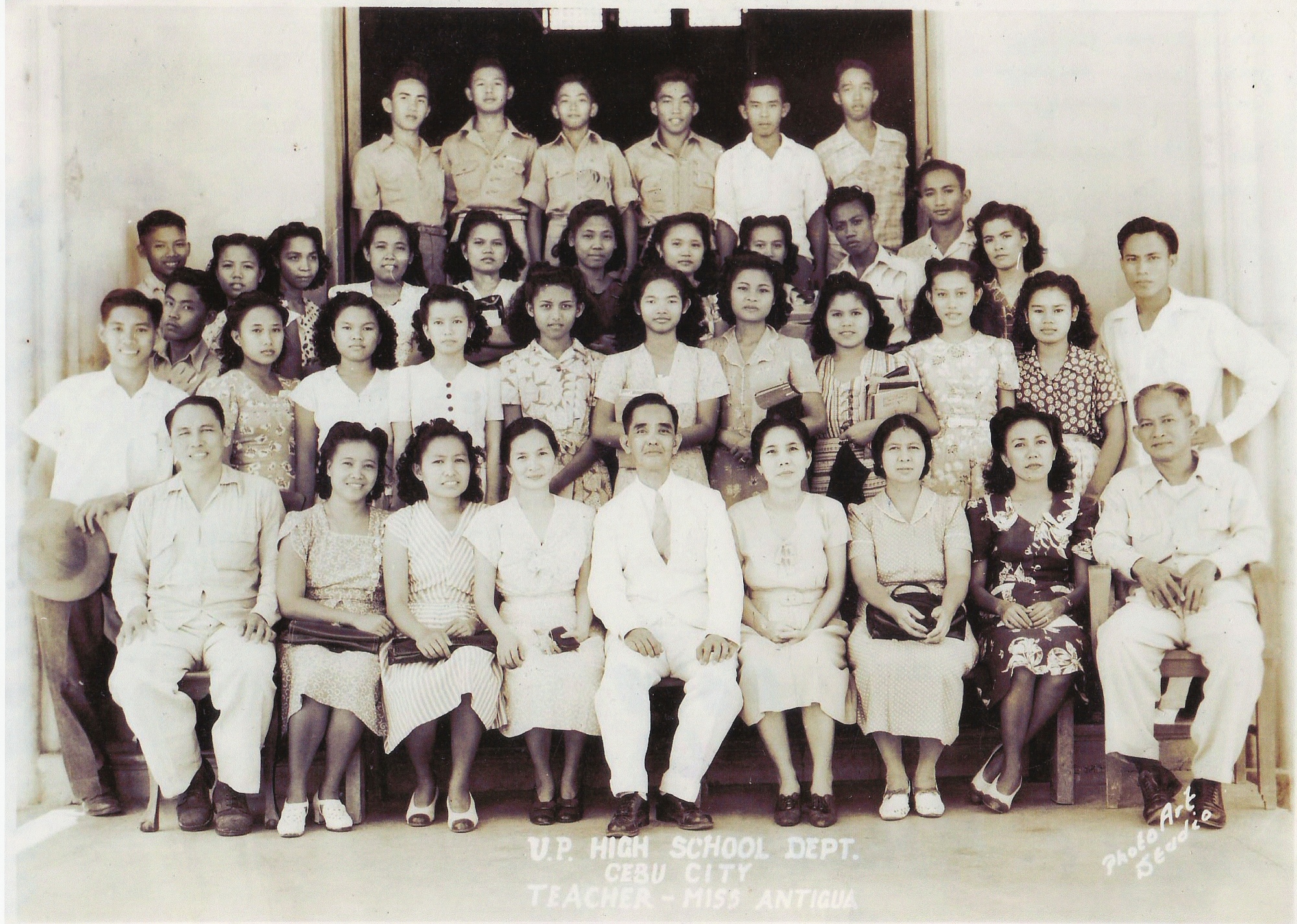 Class Photos - UP High School Cebu