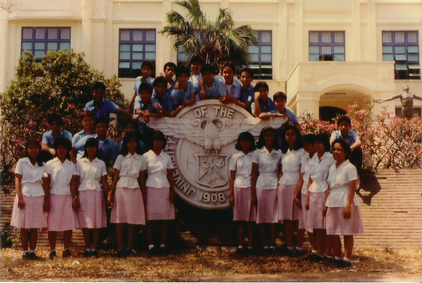 Class Photos - UP High School Cebu